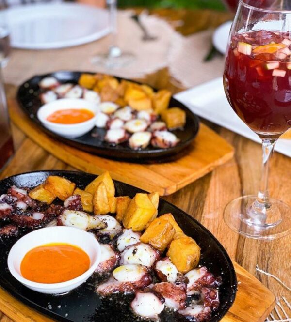 Spain and Argentina combined to create Santa Rita Restaurant - Panama ...