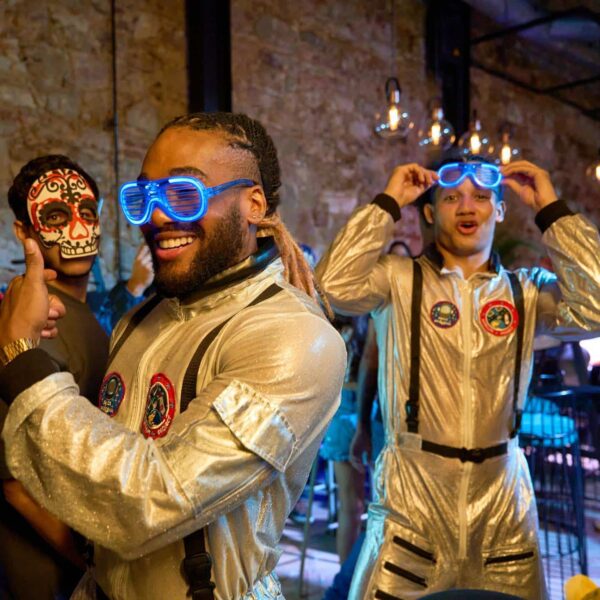 Blue Moon Tap House from Restaurant to Bar! - Panama Casco Viejo