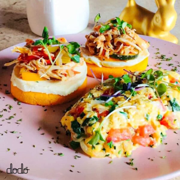 Dodó Bon Pan Café is "Owned" by a Rabbit From France! - Panama Casco Viejo
