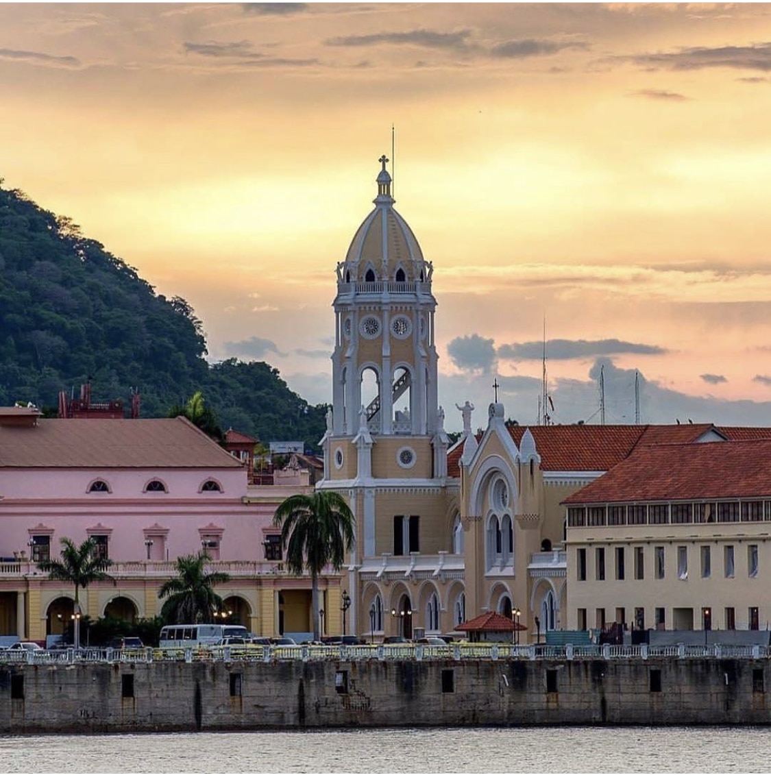 Recorrido A Pie Por El Casco Viejo Panama Casco Viejo