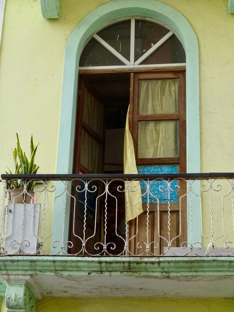 El Chorrillo Tour - Panama Casco Viejo