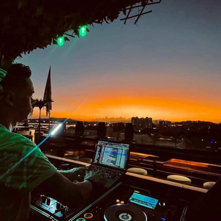 CasaCasco Rooftop Bar, Club and Restaurants! - Panama Casco Viejo