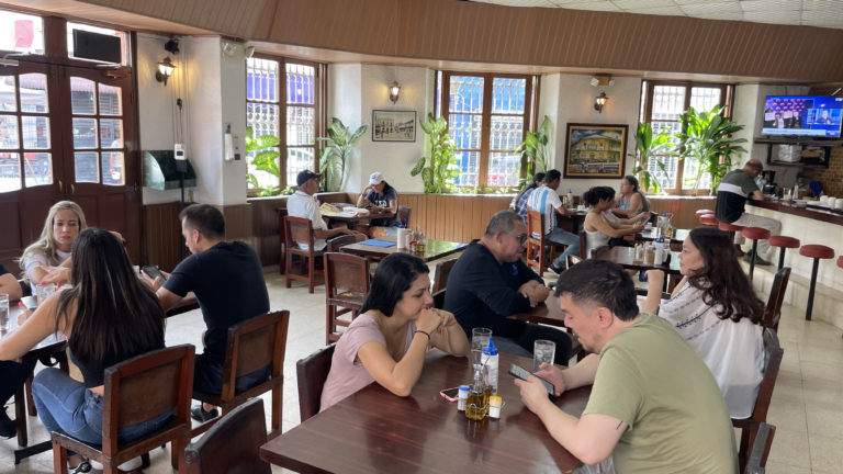 Coca Cola Café, the only one that can legally use the name - Panama Casco Viejo