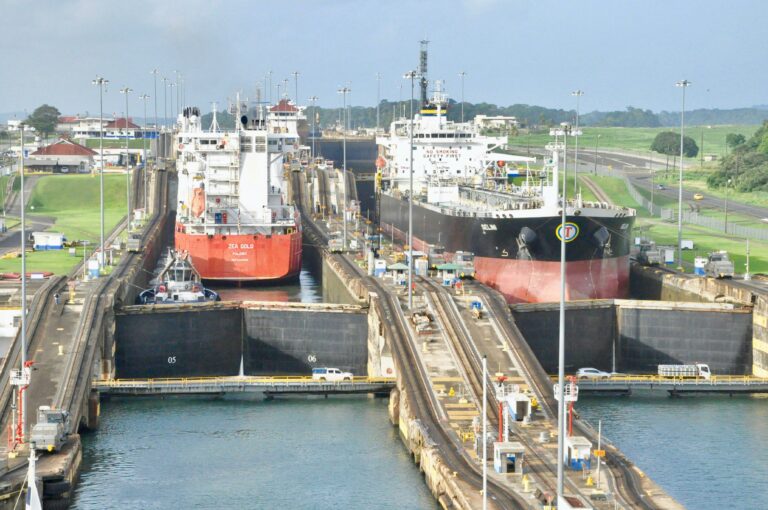 Brief History of the Panama Canal - Panama Casco Viejo